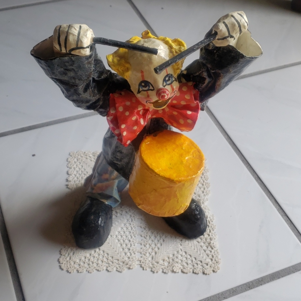 Rare Unique "Drummer Clown" Figurine, Mexico - Gem